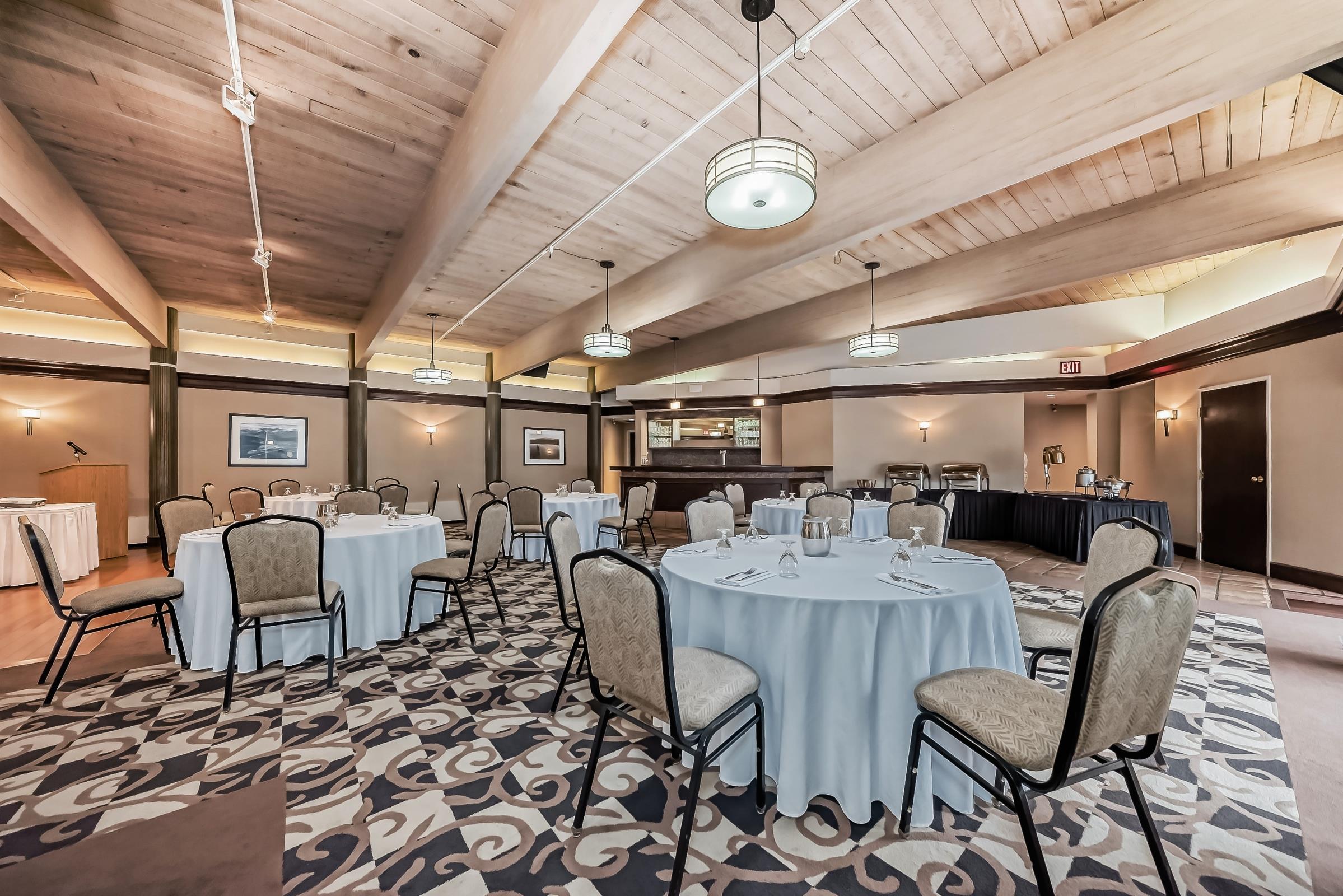 Gallery | Jasper Inn & Suites | Hotel in Jasper, AB